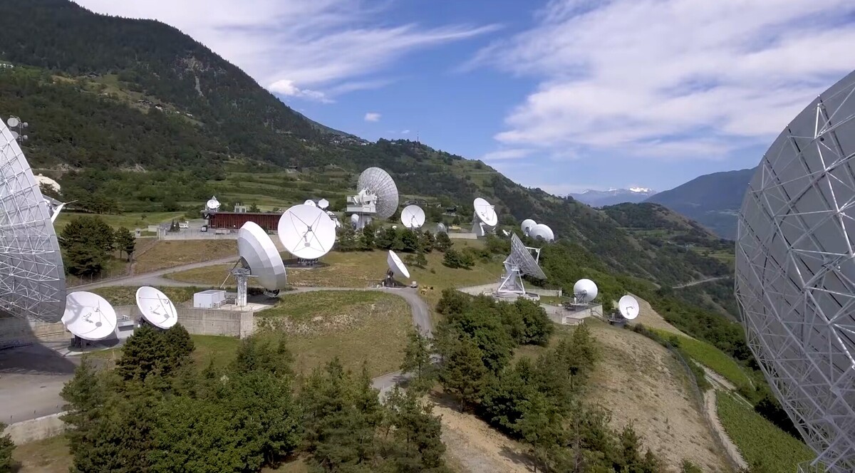 Satelliten-Bodenstationen im Wallis: Was hat es mit dem Schutz vor 5G ...